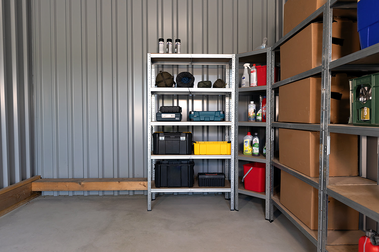 Regale für Deine Garage – shelfplaza.com
